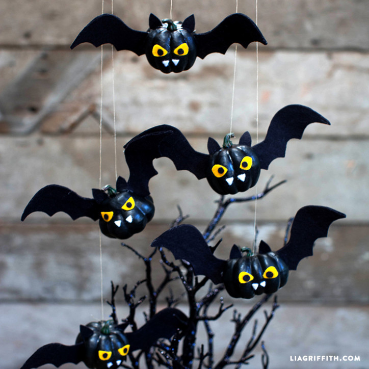 Pumpkin Bats Halloween Craft - Lia Griffith