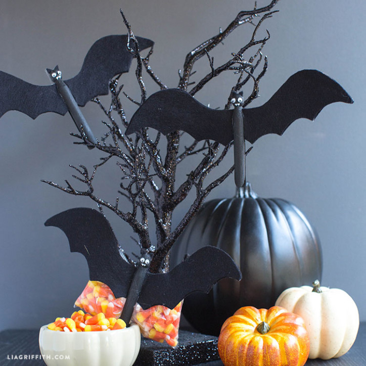 This Clothespin Halloween Bat is Easy for Kids to Craft - Lia Griffith