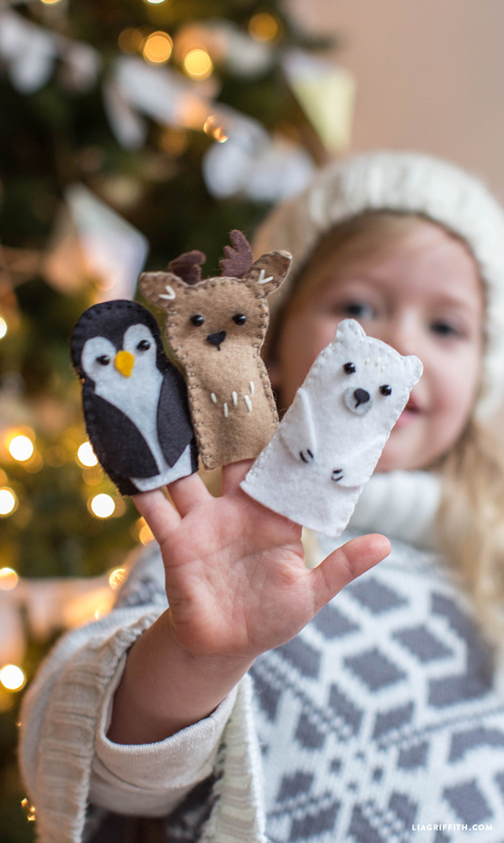 Winter Animal Felt Finger Puppets - Lia Griffith