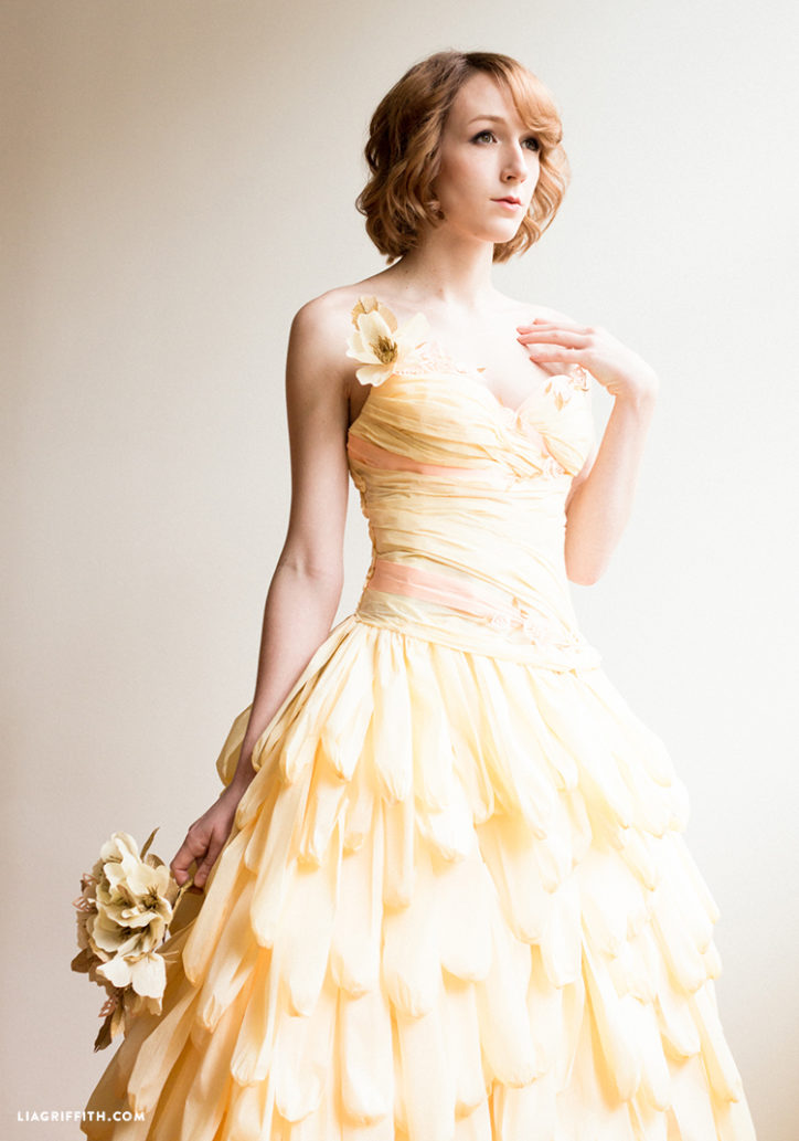 Video: My Crepe Paper Dresses - Lia Griffith