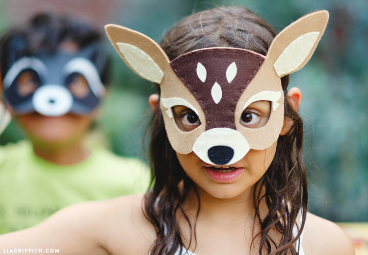 VIDEO: Felt Woodland Animal Masks - Lia Griffith