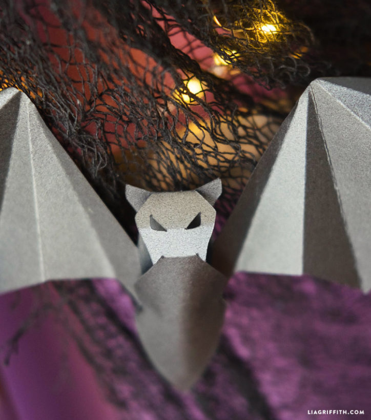 3D Paper Halloween Bats - Lia Griffith