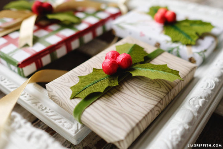 Crepe Paper Holly Leaves with Berries - Lia Griffith