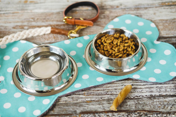 DIY Pet Dish Mat Template and Tutorial