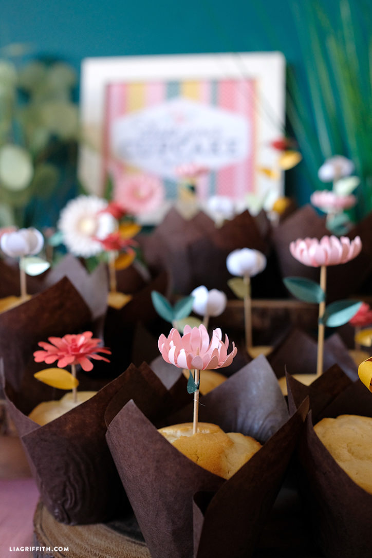 How to Create a DIY Cupcake Bar Display