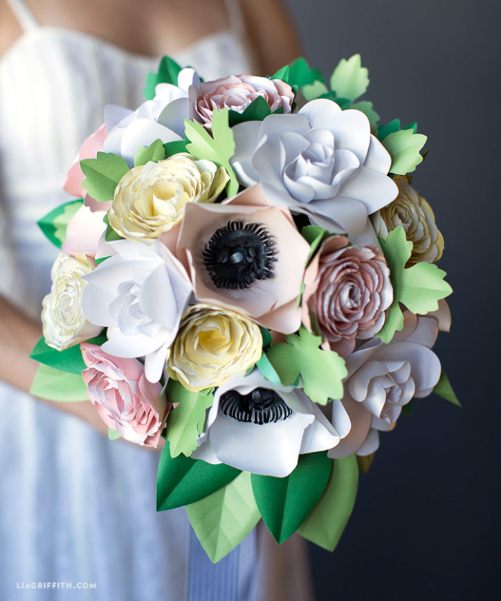 Video Tutorial: Paper Flowers for Your Flower Bouquet - Lia Griffith