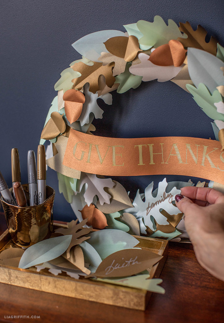 Printable Thanksgiving Wreath - Lia Griffith