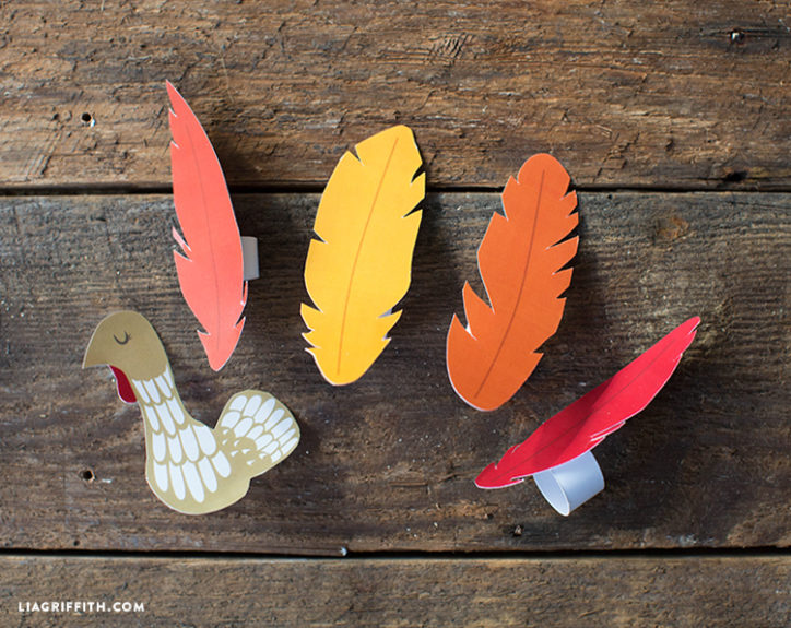 Printable Turkey Finger Puppet for Thanksgiving - Lia Griffith