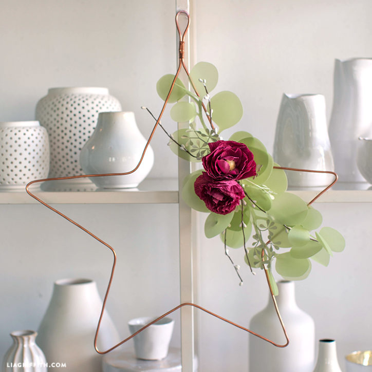 Copper Wire Star Wreath - Lia Griffith