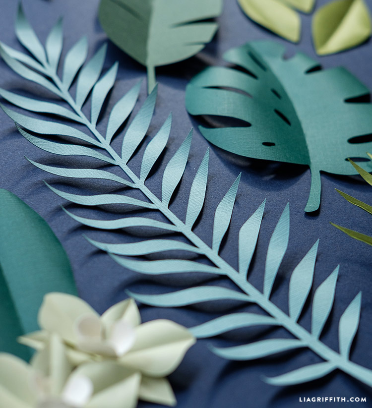 A DIY papercut botanical poster to add a tropical touch to your home