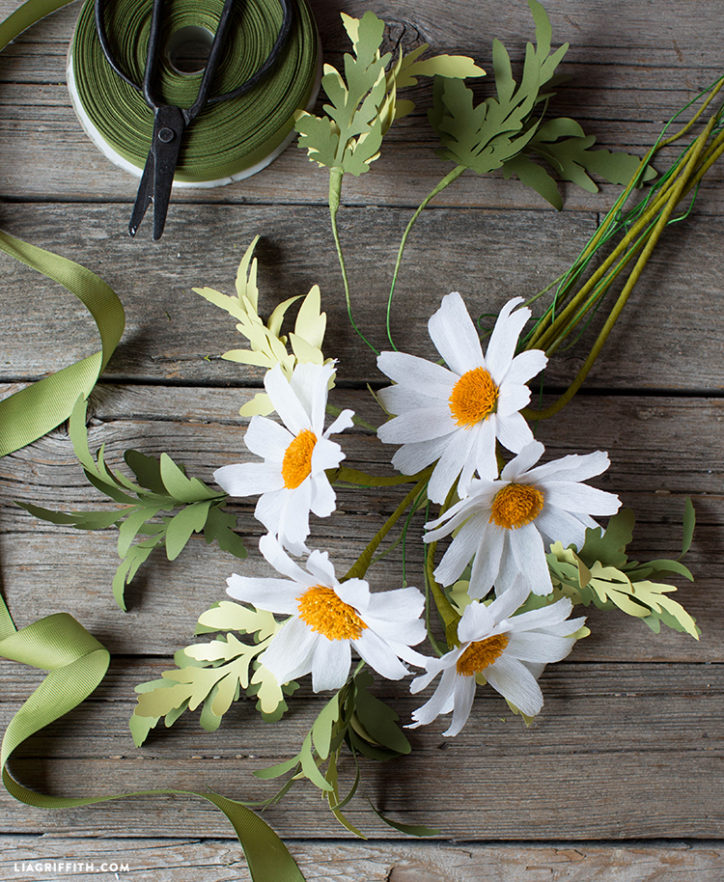 DIY Easy Crepe Paper Daisy Flower Video Tutorial