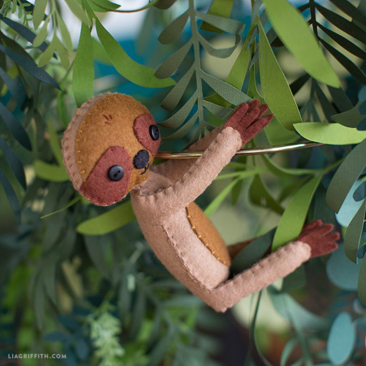 Create a cute felt sloth friend with our easy templates and tutorial