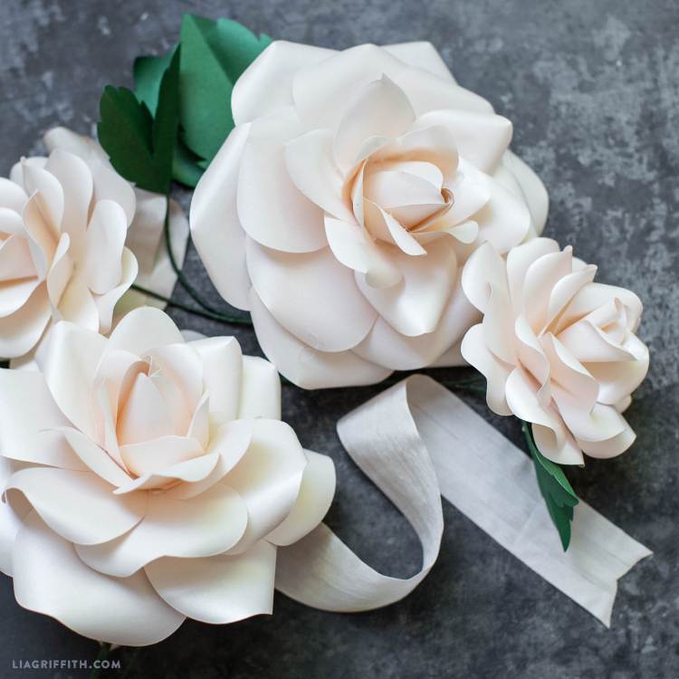 Roundup: Paper Flower Video Tutorials - Lia Griffith