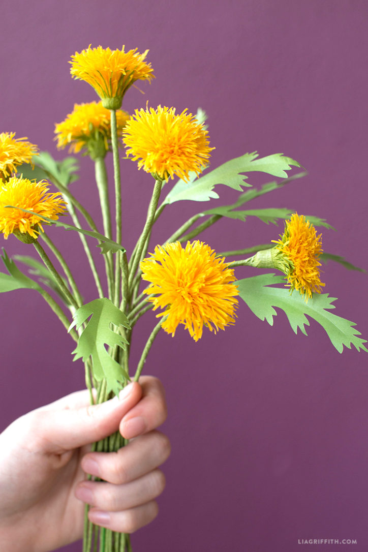 Craft an Easy Crepe Paper Dandelion for National Dandelion Day