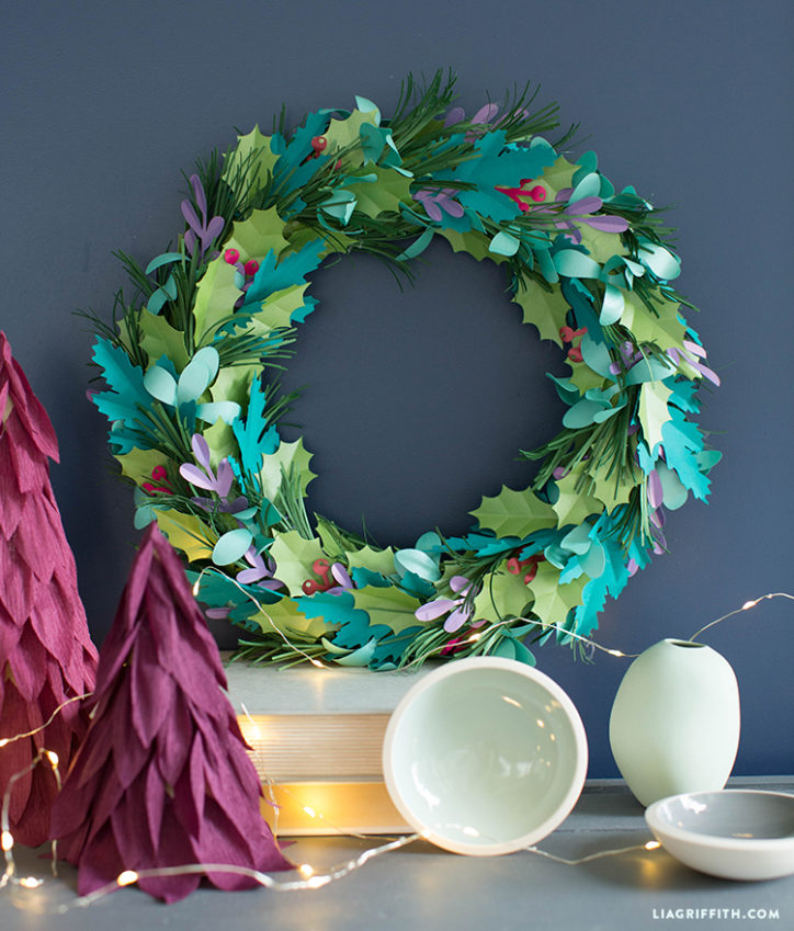 A DIY Holiday Wreath That Works Anytime of the Year- Lia Griffith
