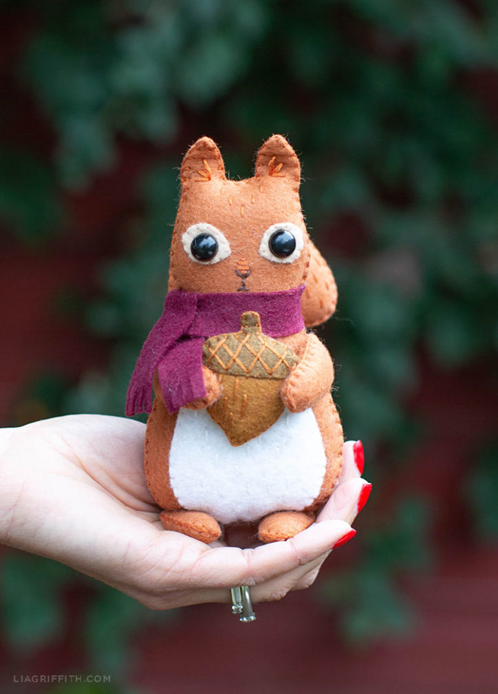 Felt Squirrel Stuffie with Scarf & Acorn - Lia Griffith
