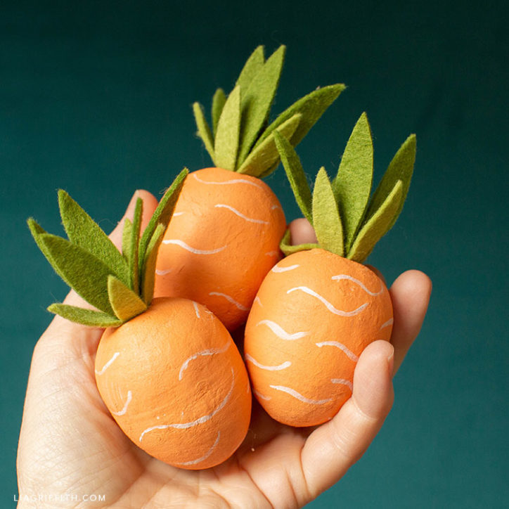 Cute DIY: Carrot and Strawberry Easter Eggs - Lia Griffith