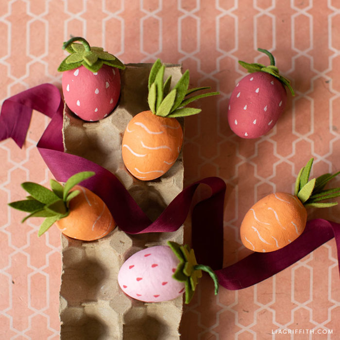 Cute DIY: Carrot and Strawberry Easter Eggs - Lia Griffith