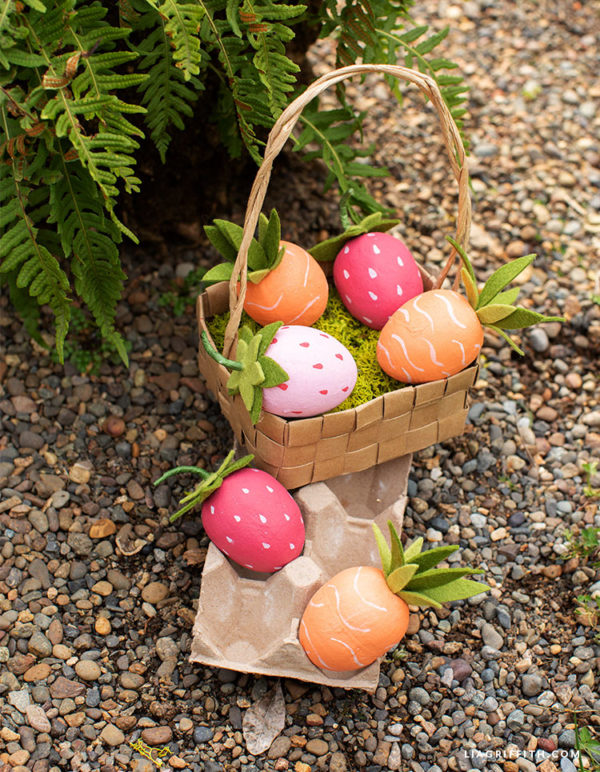 Cute DIY: Carrot and Strawberry Easter Eggs - Lia Griffith
