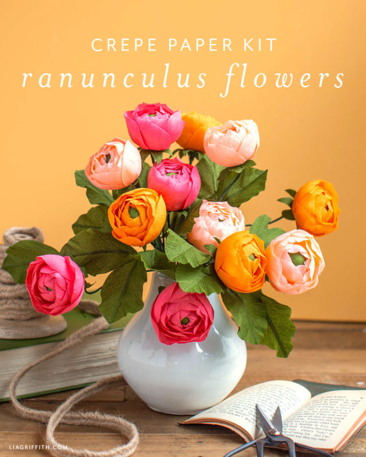 Video Tutorial: Crepe Paper Ranunculus Flower Kit - Lia Griffith