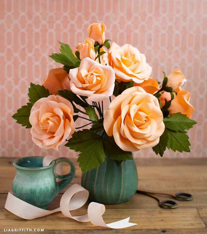 VIDEO: New Crepe Paper Rose Flower Kit - Lia Griffith