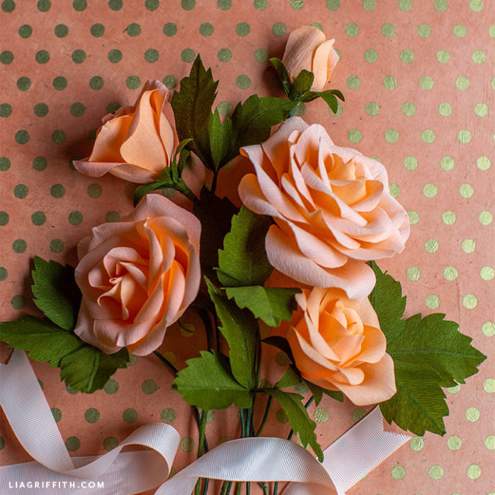 VIDEO: New Crepe Paper Rose Flower Kit - Lia Griffith
