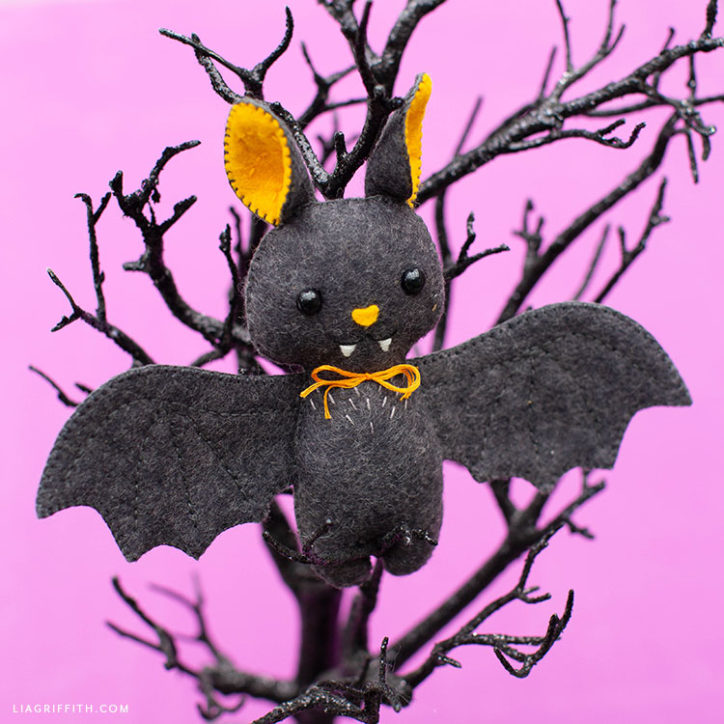 Learn How to Craft the Cutest Felt Baby Bat Stuffie - Lia Griffith