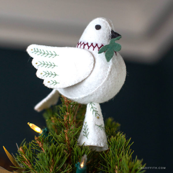 Felt Dove Tree Topper Template & Tutorial - Lia Griffith