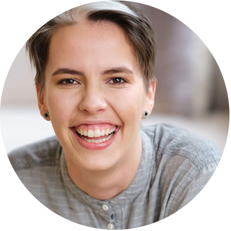 About Us - Lia Griffith