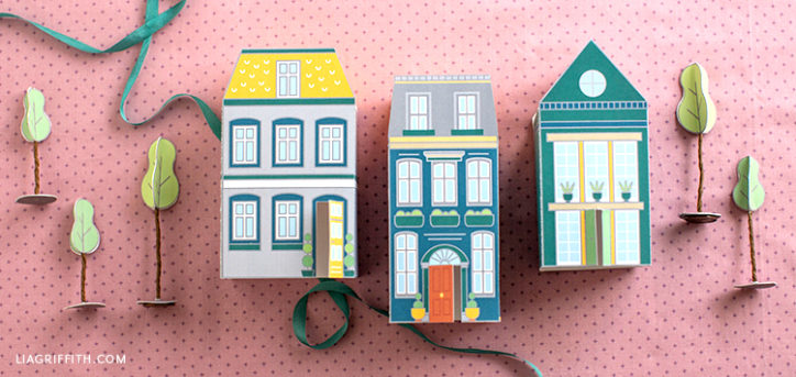 VIDEO: 3D Paper Village - Lia Griffith