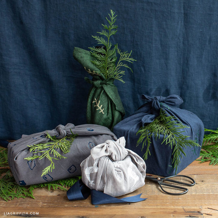 Video Tutorial: 4 Fabric Gift Wrap Techniques - Lia Griffith