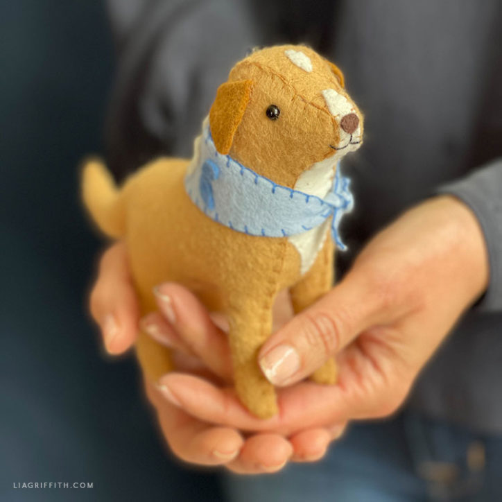 Felt Dog Template & Step-by-Step Tutorial - Lia Griffith