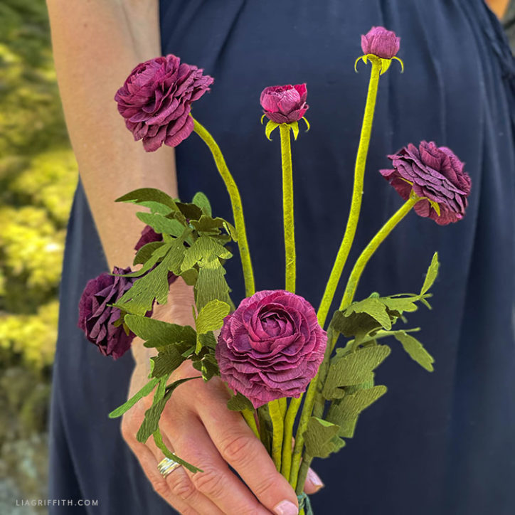Member Make Workshop: Crepe Paper Purple Ranunculus - Lia Griffith