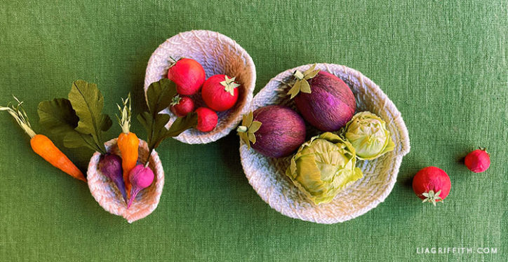 Video Tutorial: Crepe Paper Mini Vegetables - Lia Griffith