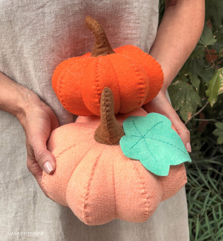 Felt Pumpkins DIY Pattern & Tutorial - Lia Griffith