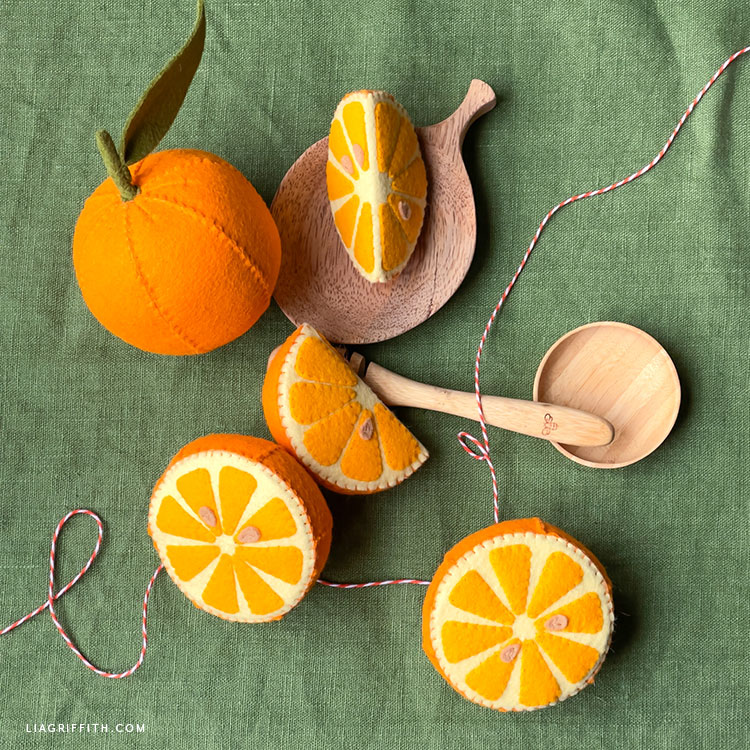 Felt Orange Pattern & Step-by-Step Tutorial - Lia Griffith