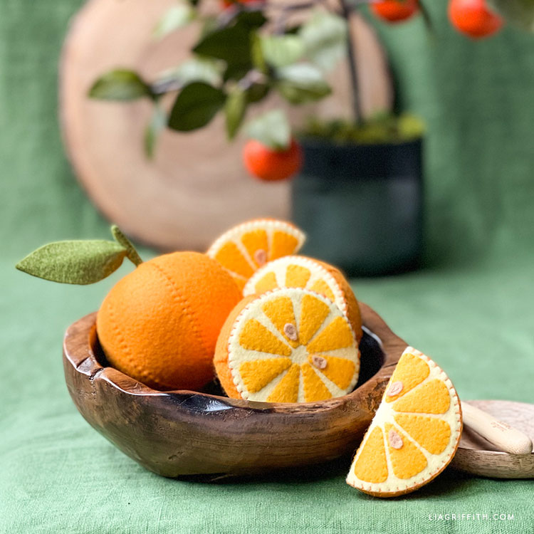 Felt Orange Pattern & Step-by-Step Tutorial - Lia Griffith