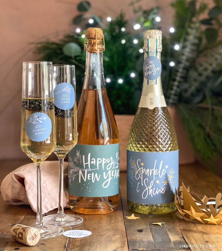 Free Printable New Year Labels for NYE Parties - Lia Griffith