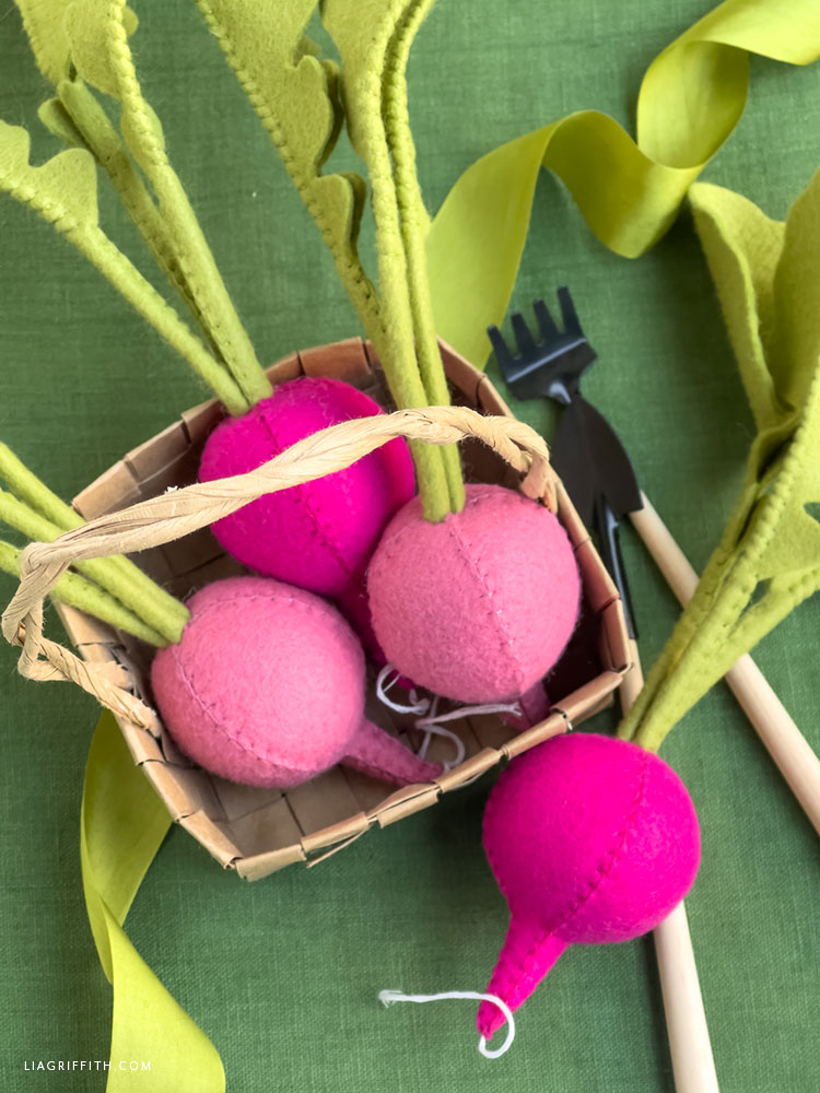 Felt Radishes DIY Template & Tutorial - Lia Griffith