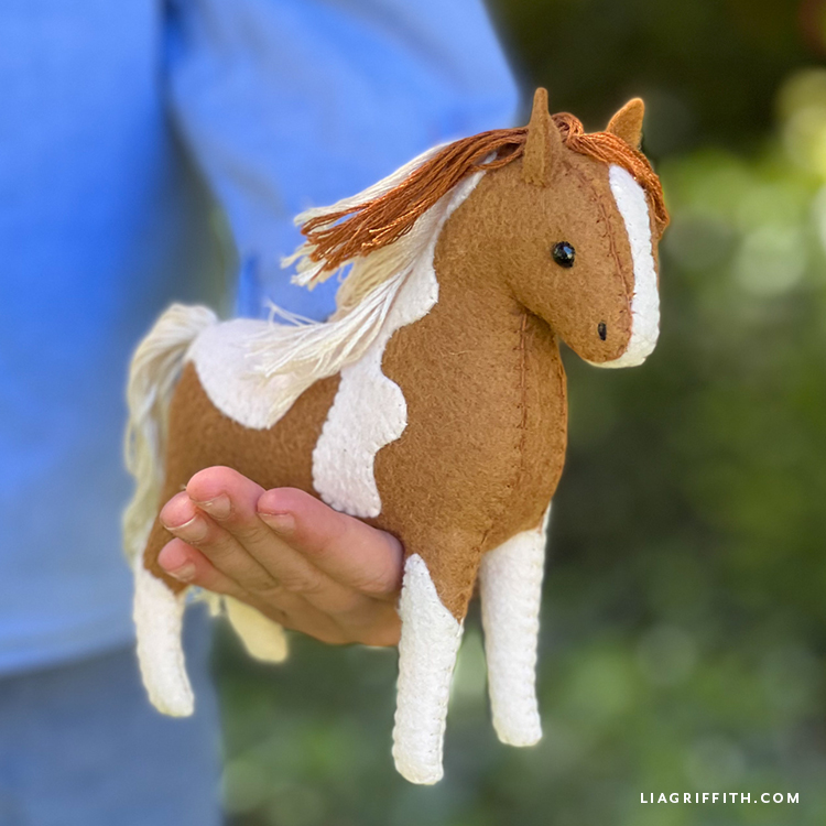Felt Horse Stuffie Pattern & Tutorial - Lia Griffith