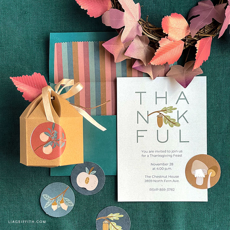 Free Thanksgiving Printables & Labels - Lia Griffith