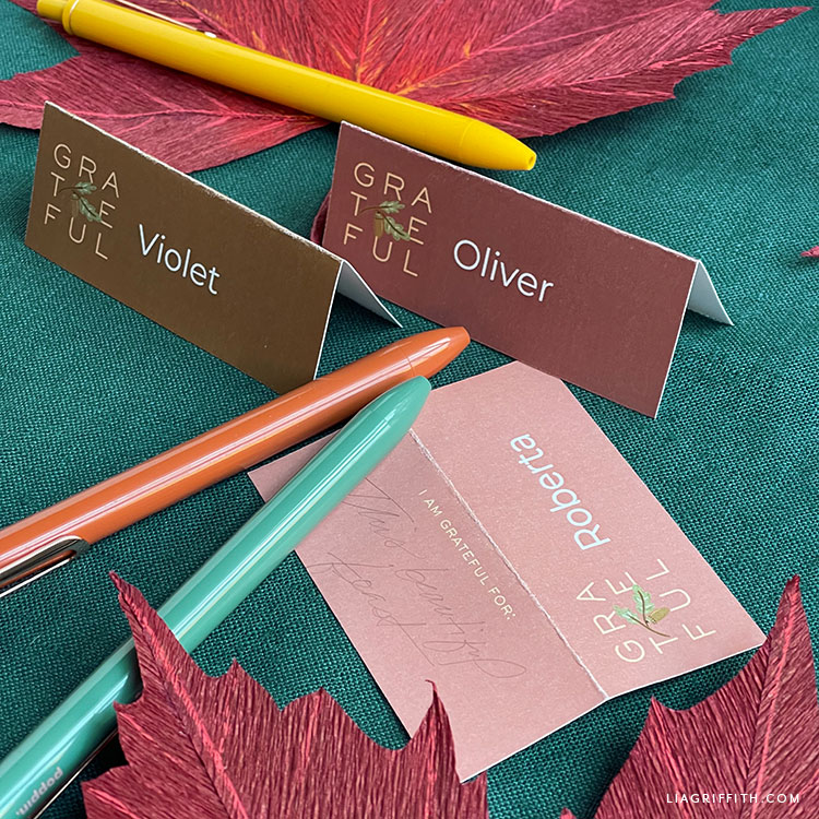 Free Thanksgiving Printables & Labels - Lia Griffith