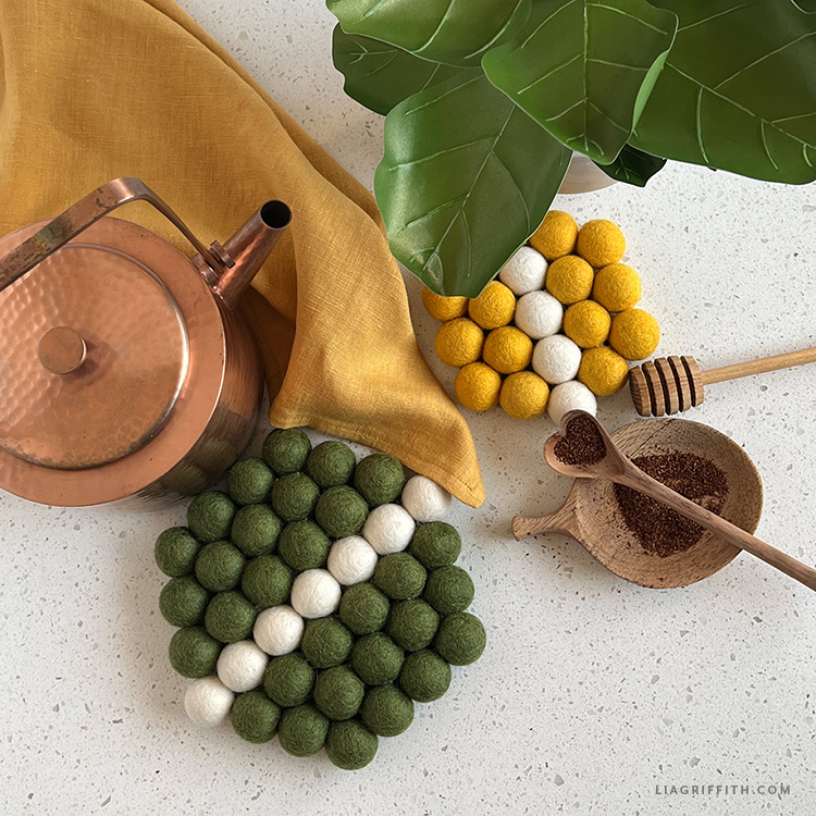 VIDEO: Wool Felt Ball Trivets DIY Tutorial - Lia Griffith