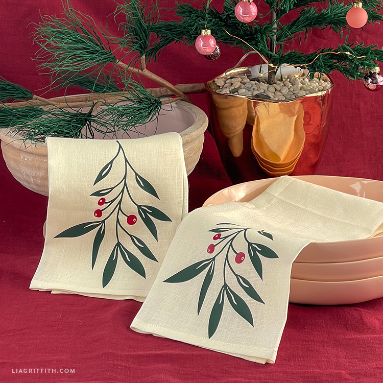 Heat Transfer Vinyl Winter Berry Tea Towels - Lia Griffith