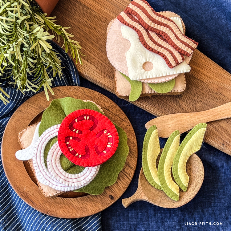 Felt Picnic Sandwich - Lia Griffith