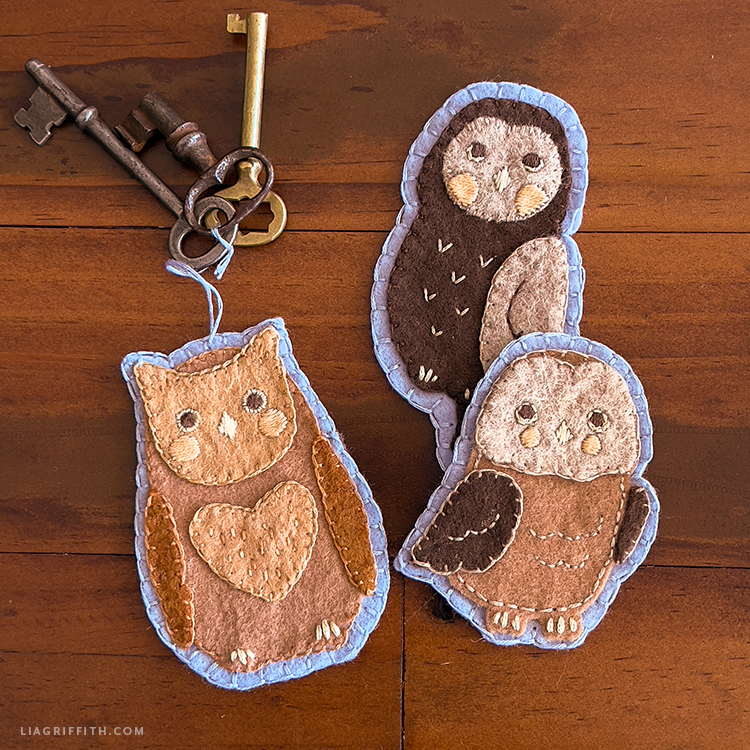 VIDEO: Layered Felt Owl Patches - Lia Griffith