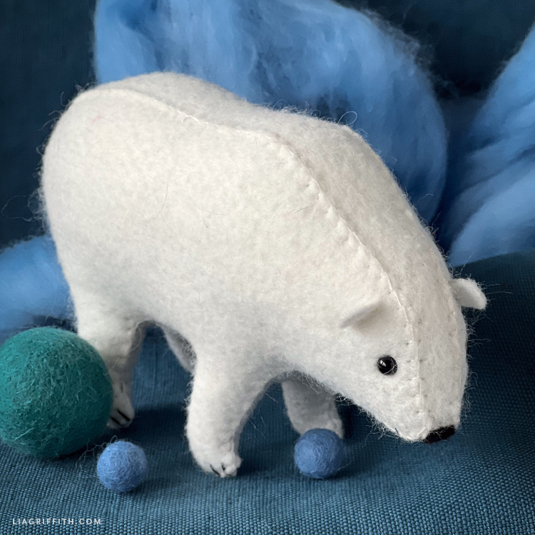 Felt Polar Bear Cubs - Lia Griffith