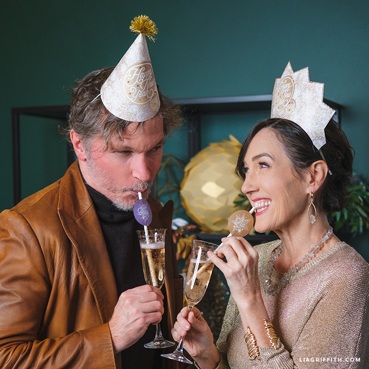 Printable New Year's Eve Labels & Hats - Lia Griffith