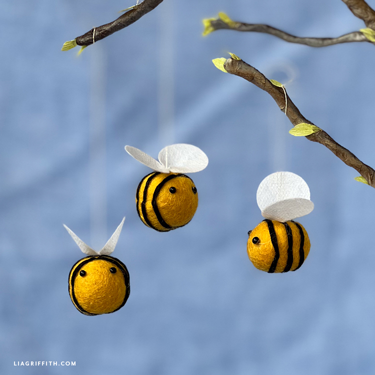 Felt Ball Bumble Bees - Lia Griffith