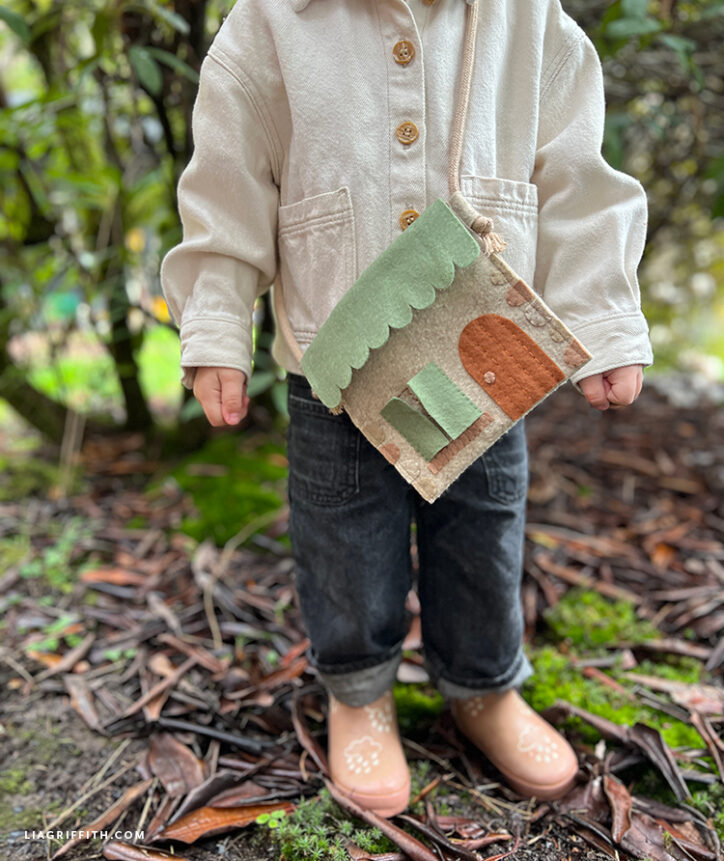 Felt Cottage Purse - Lia Griffith